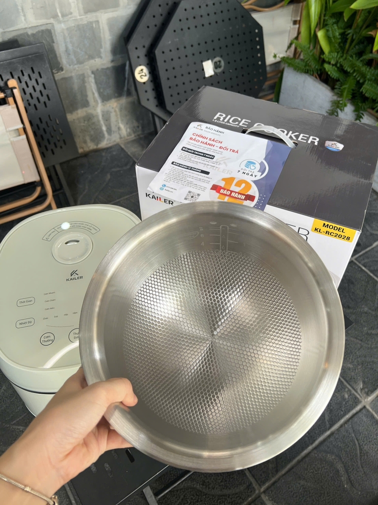 Nồi cơm điện Kailer 1.8l (4c/t), KL-RC2028