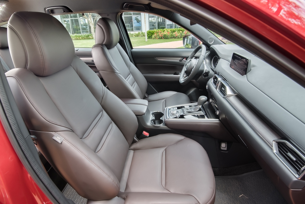 Thuê xe Mazda CX-8 CÔNG TY TNHH MTV VẬN TẢI VÀ LỮ HÀNH DU LỊCH ANH ĐỨC ...