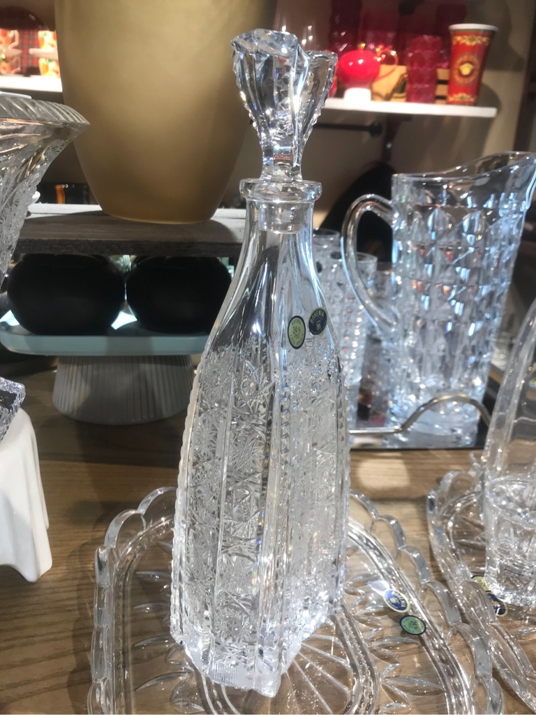 Chai chén pha lê dẹt M57