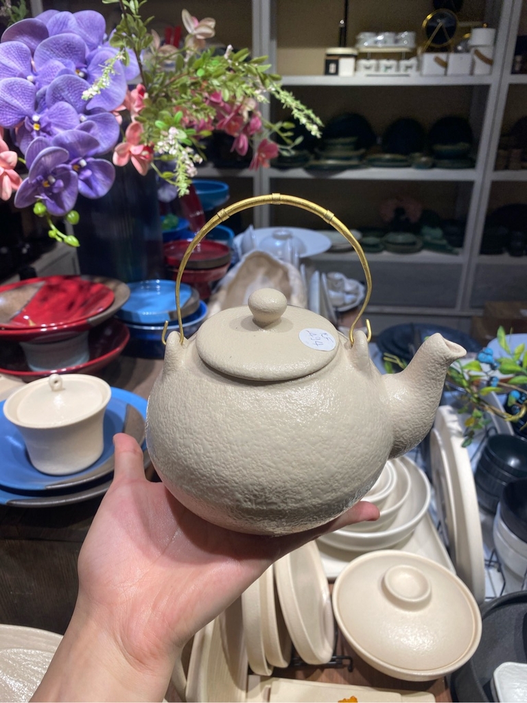 Bình trà bầu 550ml màu be (HĐ)