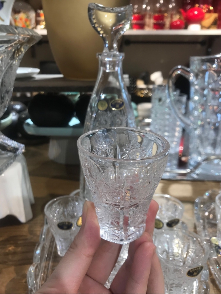 Chai chén pha lê dẹt M57