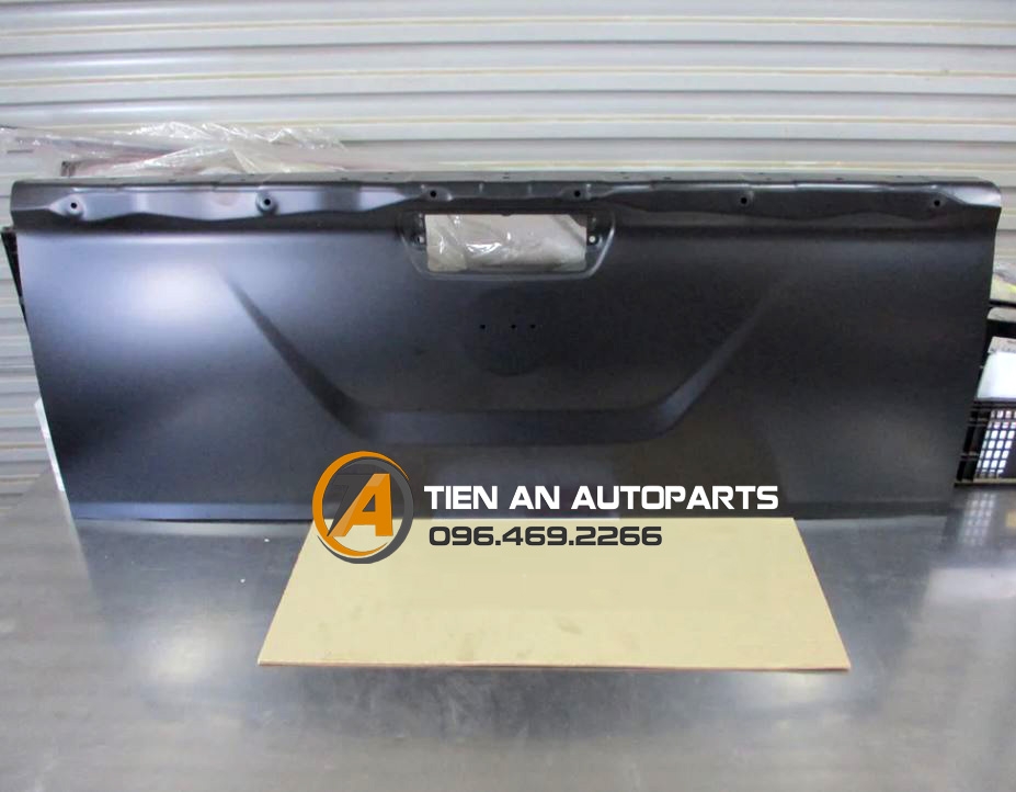 Cửa Thùng Xe Nissan Navara(2016-2020) K34004JEMA | Phụ tùng ô tô Tiến ...