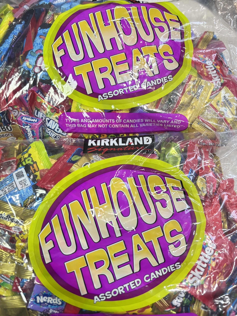 Gói Kẹo Tổng Hợp Kirkland FUNHOUSE TREATS 2.61kg Mỹ | Kirby Mart