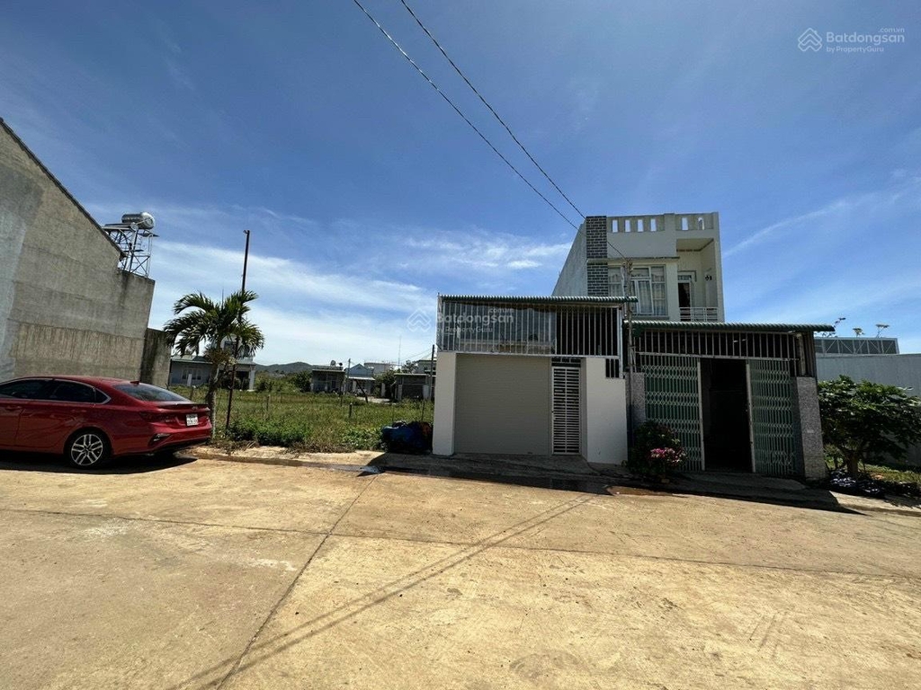 Đất Đức Trọng gần Sân bay