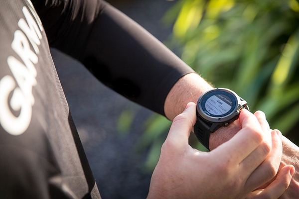 Đánh giá đồng hồ chạy bộ Garmin Forerunner 630 - Marcel Lennartz | Techwear.VN