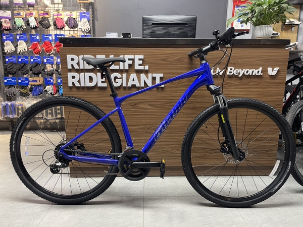 Xe đạp địa hình GIANT ROAM 4 Disc - S - Xanh dương | Nhà phân phối xe ...