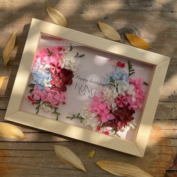 Khung tranh hoa khô handmade Unique dành cho bé yêu ngày Quốc tế Thiếu ...
