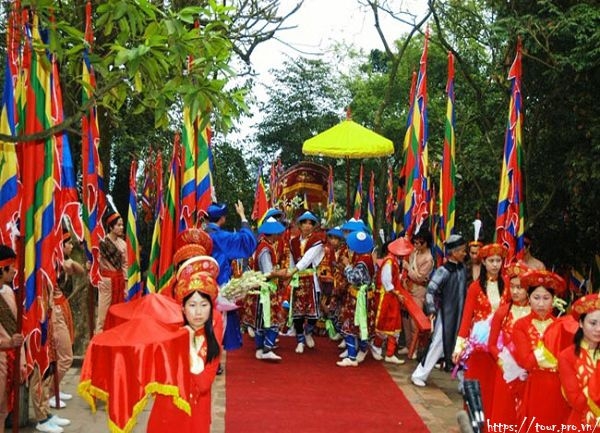 Tour ĐỀN ÔNG HOÀNG BẢY Lào Cai Kinh Nghiệm Du Lịch 2026 - Tour.Pro.Vn