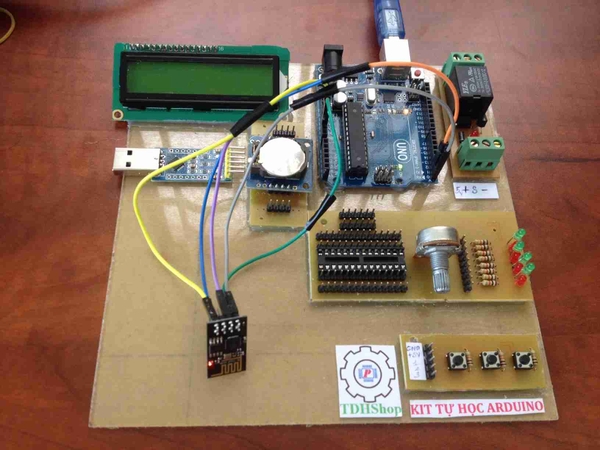 Bộ Tự Học Arduino và ESP8266 – Arduinovina.com