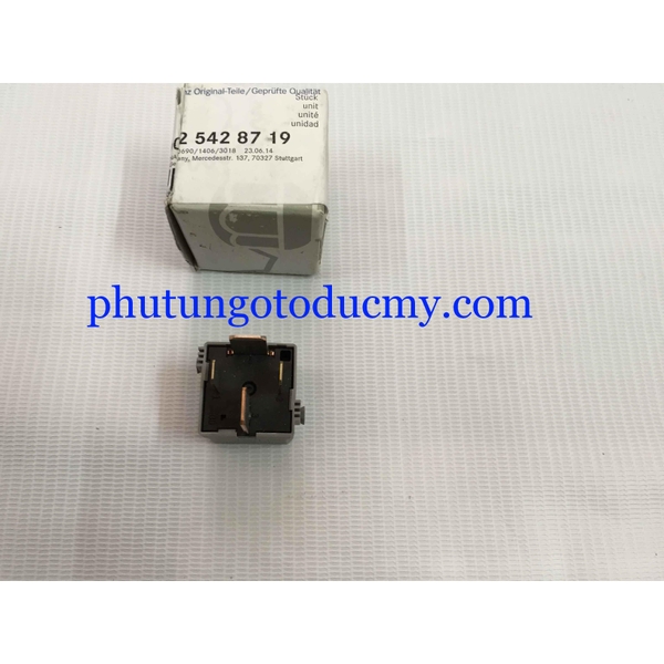 Rơ le Mercedes - A0025428719/ Rơ le Mercedes/ phutungotoducmy.com