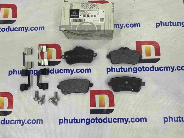 Má phanh sau Mercedes GL400, GL500, GLS400, GLS500 - A0074207720