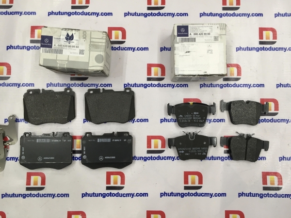 Má phanh sau Mercedes GLC300, GLC250, GLC200 X253 -A0004205900, 000 420 ...