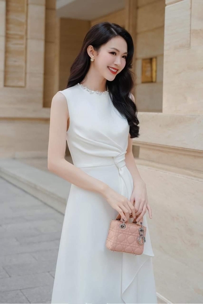 Đầm dự tiệc dáng xòe kiểu sát nách đính ngọc sang trọng Alvin Store 1597 (Trắng) | AlvinStore.Vn