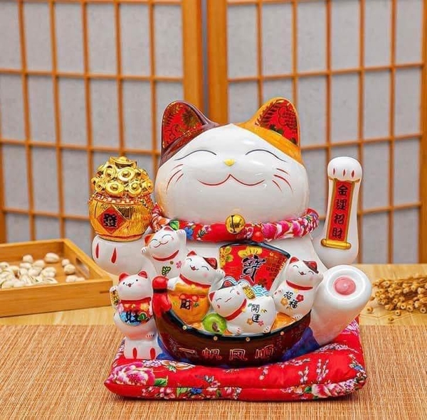 Mèo vẫy tay thần tài Nhật bản Maneki neko – 28cm | Phương mart