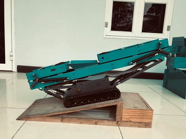 RC Mobile Conveyor Belt 1/14 Rcmodeldesign.com