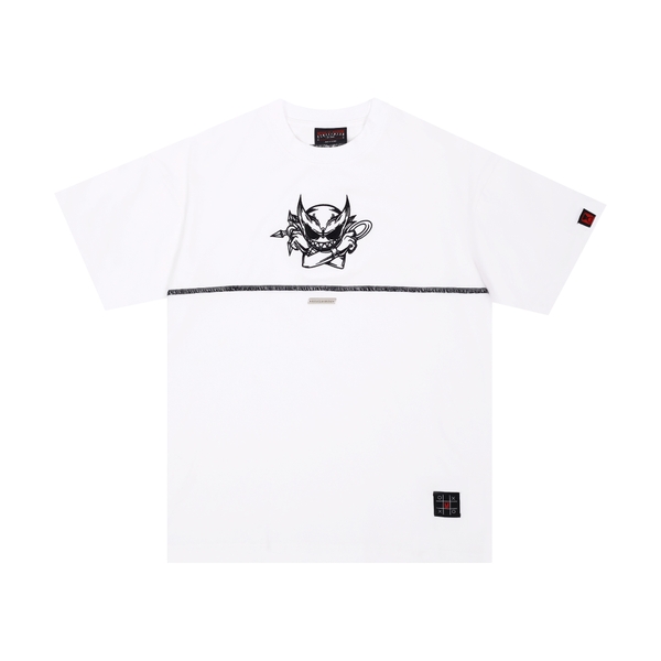 EMBROIDERED DARK MARCUS TEE