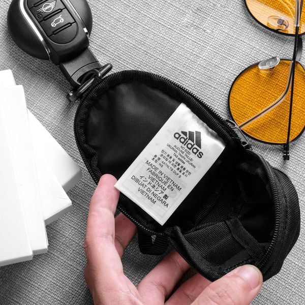 Móc khóa dạng balo mini Adidas HL1454 | Hanghieucenter.com - BALO, TÚI ...
