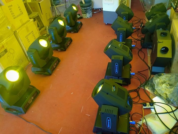 Beam 230W Gobo 4D QNS Chính Hãng Với Họa Tiết 4D Đẹp Mắt Giá Rẻ Nhất ...