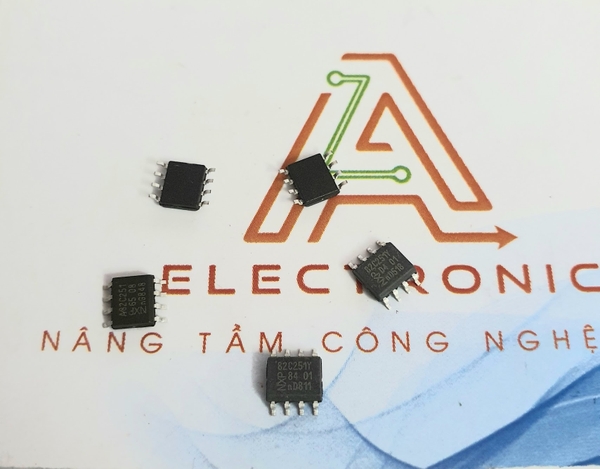 IC PCA82C251 A82C251 PCA82C251T A82C251T SOP-8 HK-638 | Cửa hàng thiết bị - Linh kiện điện tử A to Z