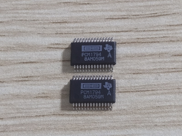 IC PCM1794A SSOP28 | Cửa hàng thiết bị - Linh kiện điện tử A to Z