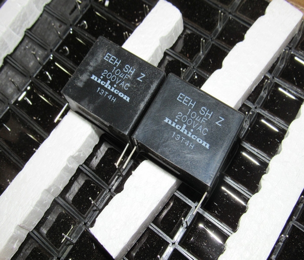 Tụ Nhật Bản Nichicon 10UF 200VAC | Cửa hàng thiết bị - Linh kiện điện ...