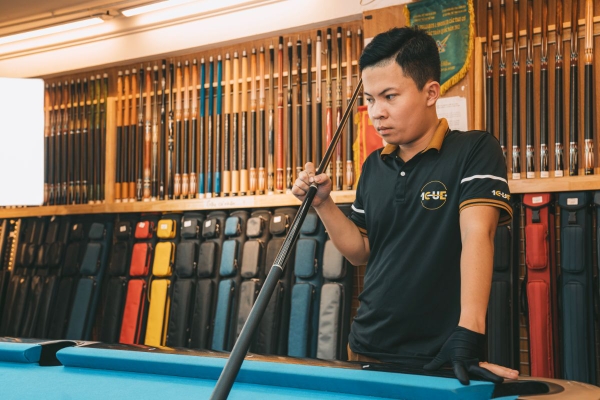 Những Lỗi Thường Gặp Khi Chơi Bi-a Số 1 về Cơ,Gậy Bi-a - 1Cue.vn
