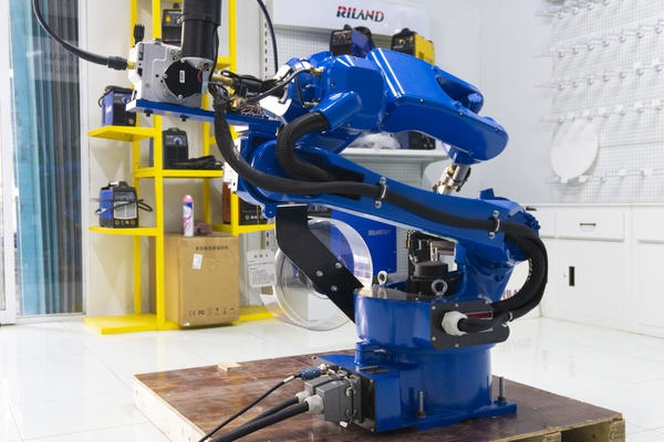 CÁNH TAY ROBOT - CÔNG TY TNHH SẢN XUẤT VÀ THƯƠNG MẠI ATL VIỆT NAM