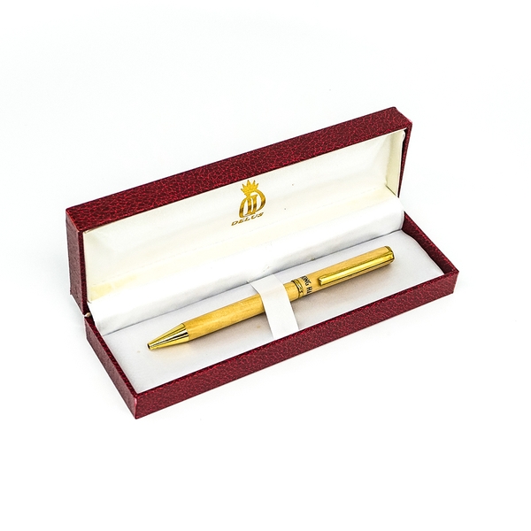 Bút bi Hồng Hà 907