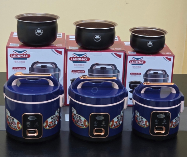 Nồi cơm điện 1.8L Ladomax Ha-7918 (1tx6)