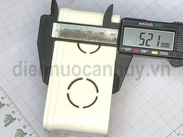 Hộp nối điện Sino E265-2X có lỗ 110x110x50mm | Điện, Nước, Kim Khí ...