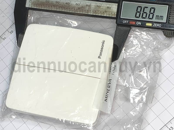 Mặt đôi 2 công tắc 1 chiều Panasonic Minerva WMT503-VN | Điện, Nước ...