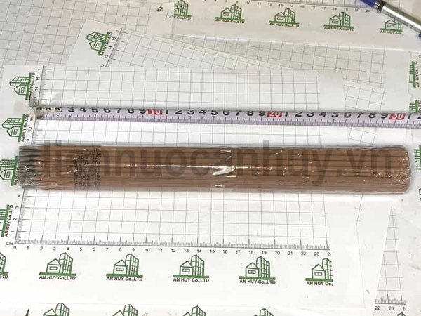 Que hàn inox Kim Tín 2.5mm G-308 (53 que 30cm/kg) | Điện, Nước, Kim Khí ...