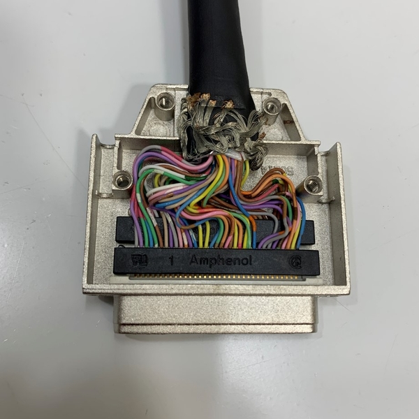 Đầu Rắc Amphenol VHDCI 68 Pin Male Connector Metal With Screw