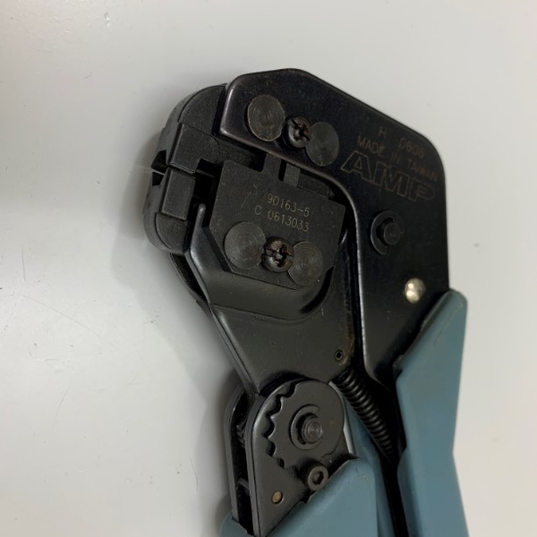 Kìm Bấm Mạng AMP Category 6 Modular Plug Hand Tool 790163-5 Crimping ...