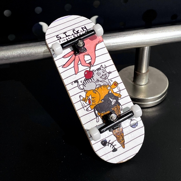 SIGN CAT ICE CREAM WHITE FINGERBOARD 34MM