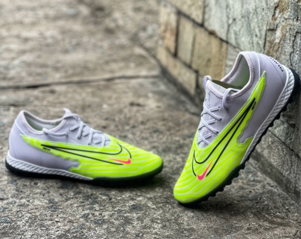 Nike React Phantom GX Pro TF | Meomeoshoes - Giày bóng đá chính hãng ...