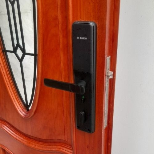 Khoá vân tay Bosch ID 30 màu đen - AALock- khóa cao cấp chính hãng