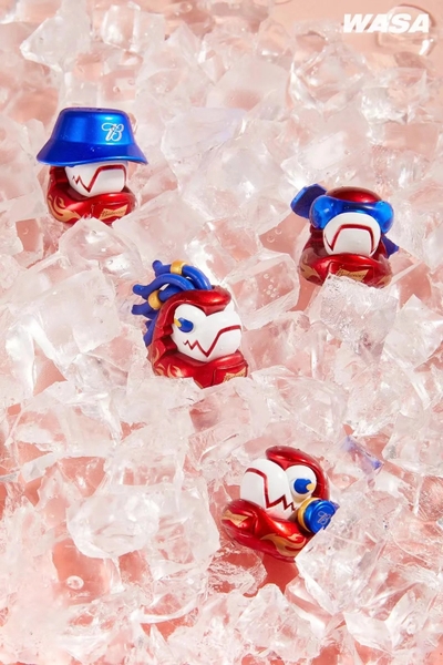 Budweiser x Wasa Chameleon Blind Box Series | Toyist Zone