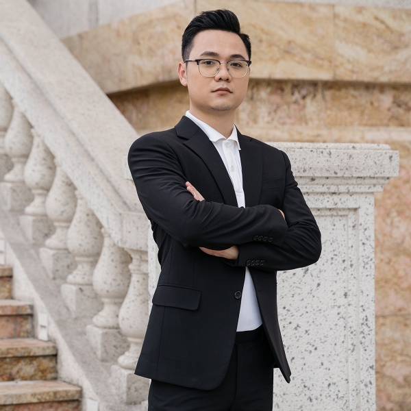 Phạm Minh Phúc | CEO & Founder Đồ Da Công Sở Cao Cấp Gence