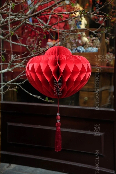 .Lồng đèn giấy đỏ xếp Origami có tua rua 30CM - Bầu tròn - Bazaar Decor