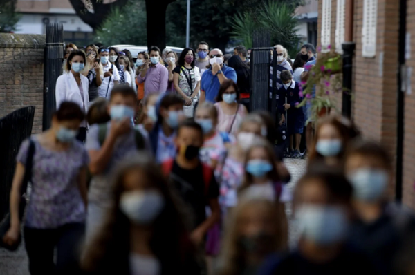 Hơn 30 triệu ca nhiễm Covid-19 trên toàn thế giới trong khi WHO cảnh b ...