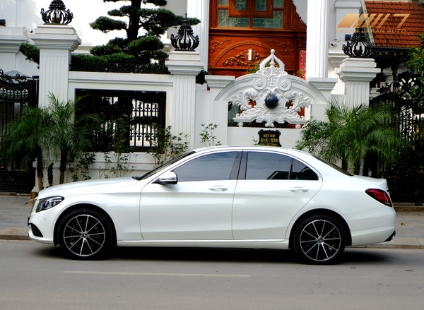 Mercedes C200 Exclusive 2021 | THẾ GIỚI XE SANG