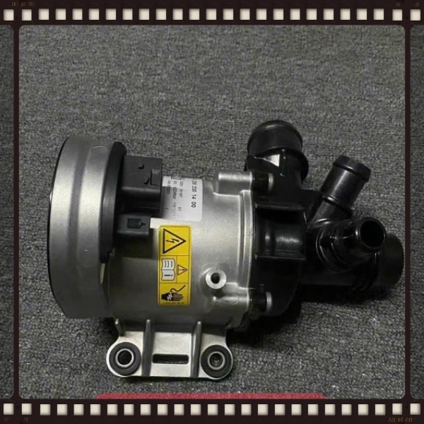 Bơm nước Mercedes S450 2017-2020 Mã A2562001400