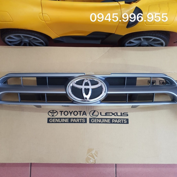 Mặt ca lăng Yaris 2015 53101-0D500