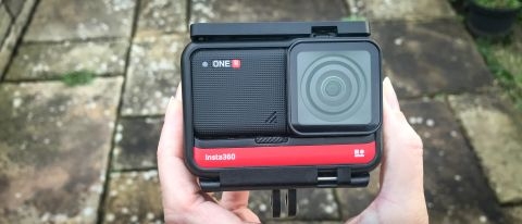 Insta One R Twin Edition | Khánh Long Camera