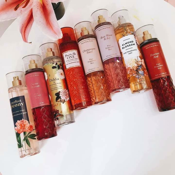 Xịt Bath And Body Works Champagne Toast Fine Fragrance Body Mist 236ml