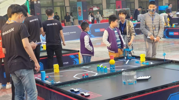 Những lợi ích khi ứng dụng lắp robot vào giáo dục steam Makeblock