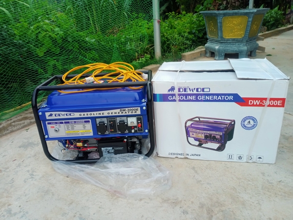 MÁY PHÁT ĐIỆN 2800W/3000W DEWOO DW-3000E - HÀNG CHÍNH HÃNG