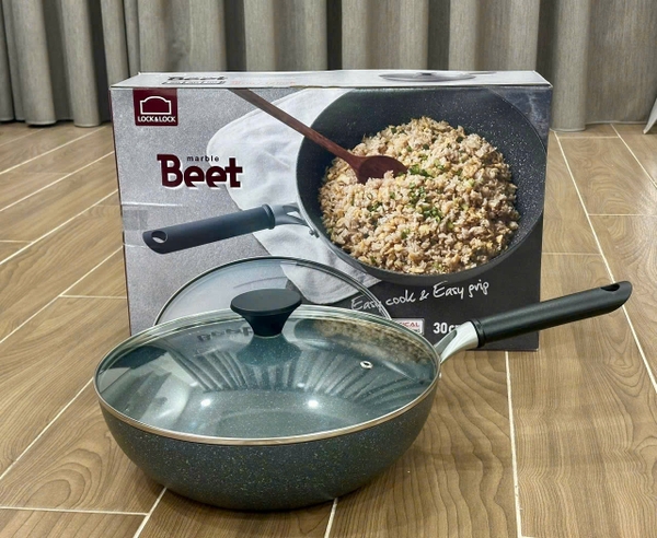 Chào chống dính size lớn kèm nắp Beet Marble Wok LocknLock LED4306M - 30cm