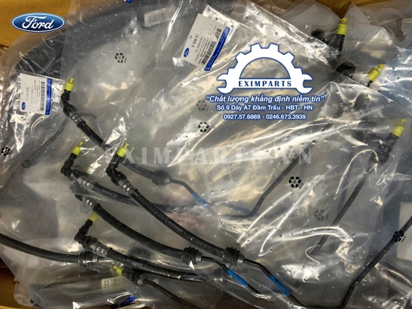 TUY Ô XẢ DẦU TỔNG CÔN FORD RANGER EB3G7A512AA